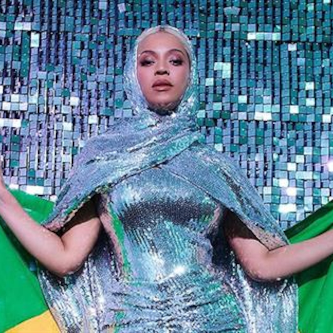 Beyoncé Stuns In Surprise Appearance In Brazil